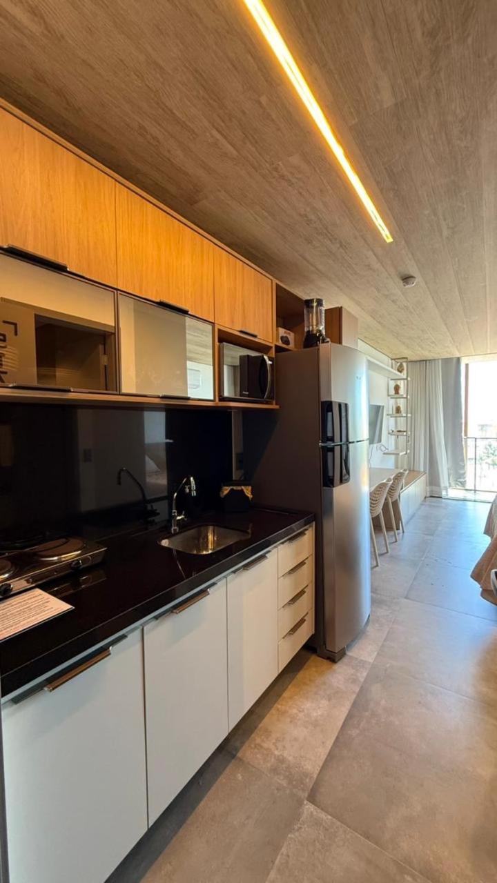 Apartamento De Alto Padrão Na Praia De Pajuçara - Maceió