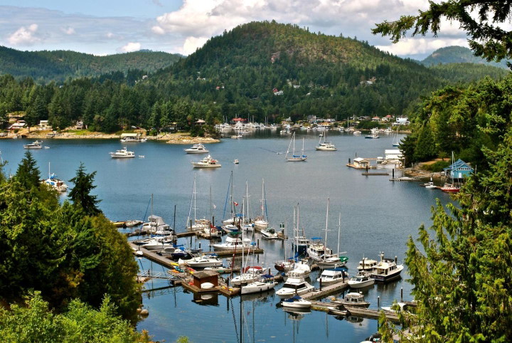 Madeira Park Oceanview Suites - Vancouver Island