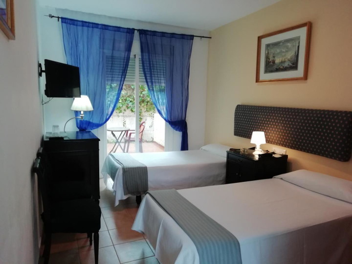 Hostal Alhaja Playa - Puerto Real