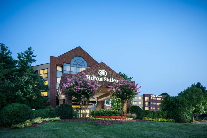Hilton Suites Brentwood - Brentwood, TN