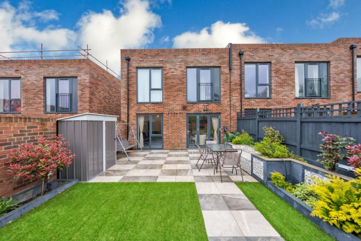 3 Bedroom House In Bricket Wood, St Alban - Watford