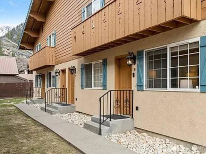 Cozy Bavarian Getaway - Leavenworth, WA