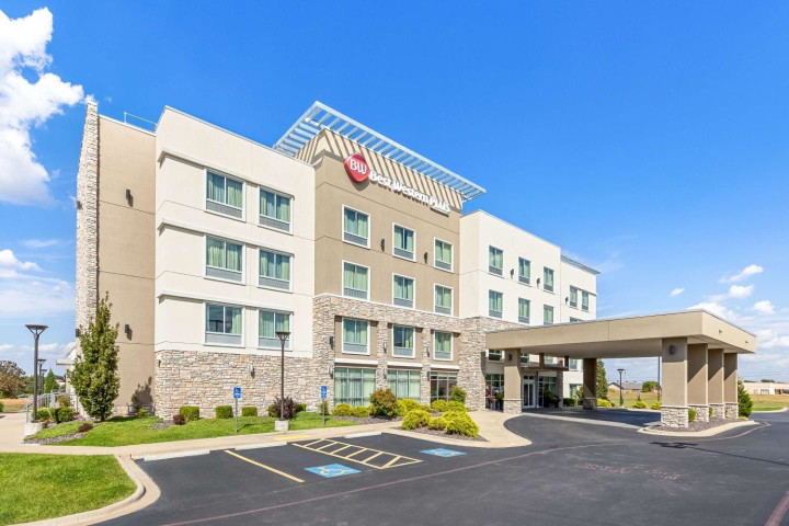 Best Western Plus Bolivar Hotel & Suites - Bolivar, MO