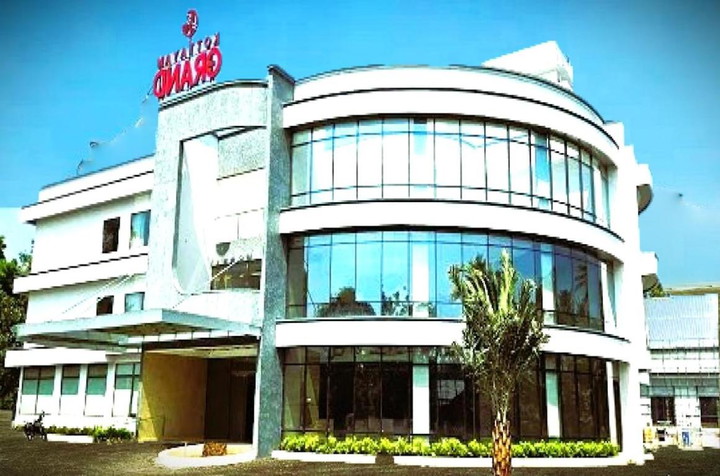 Kottayam Grand Hotel And Convention Centre - Kumarakom