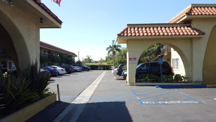 Anaheim Astoria Inn & Suites - Irvine, CA