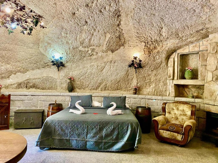 Cueva Romántica - Jacuzzi - Torrelaguna