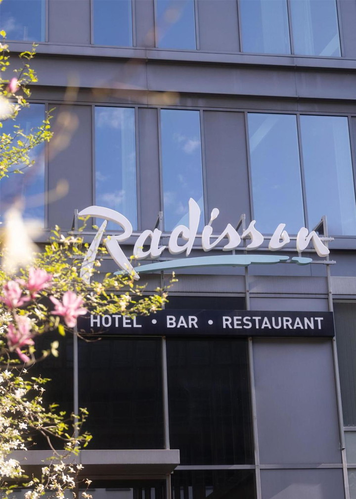 Radisson Hotel Brussels Centre Midi - Brussels