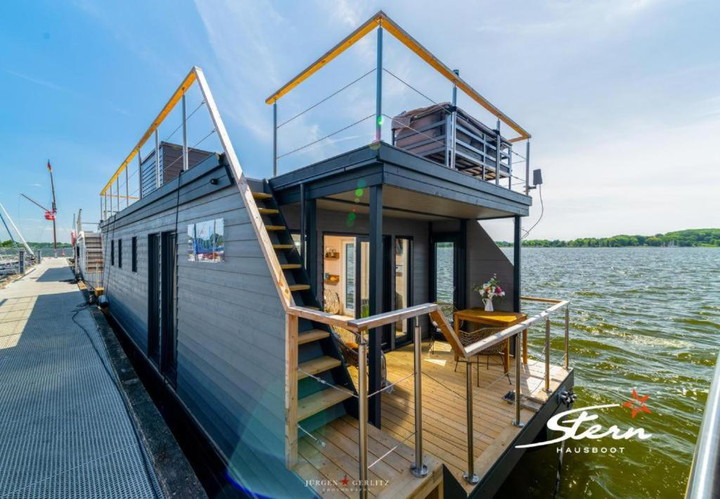 Hausboot Glücksmomente Mit Dachterrasse In Schleswig Am Ostseefjord Schlei - Schleswig