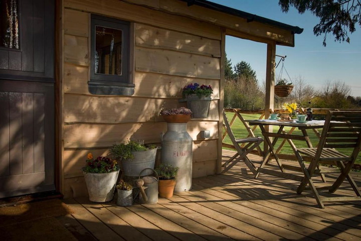 Cedarwood, An Intimate And Romantic Cabin For Two. - East Sussex