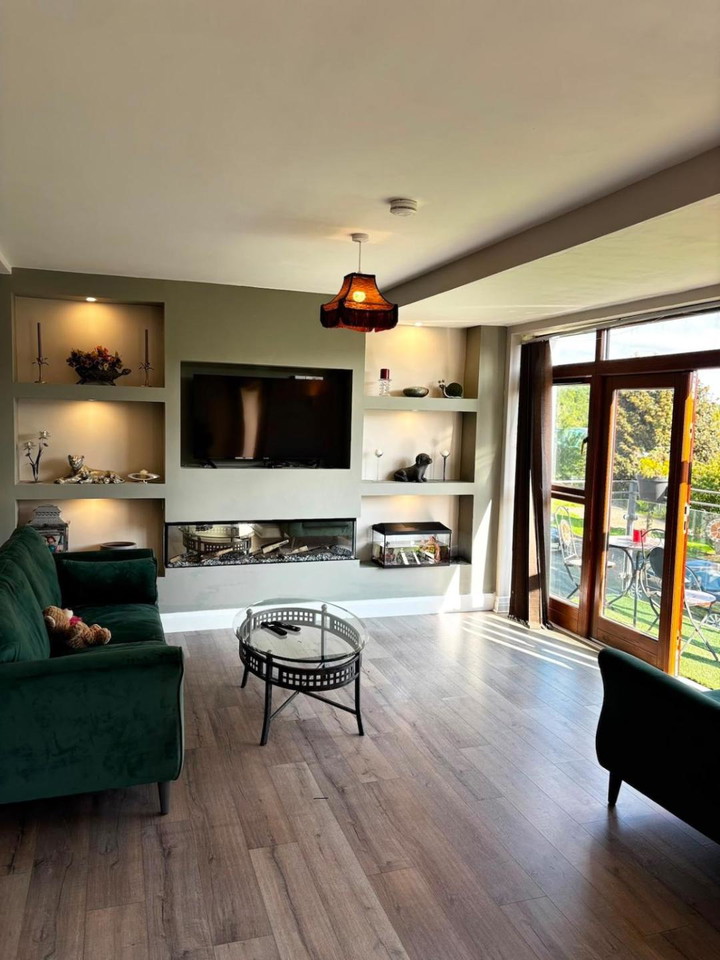 4 Bedroom House In The Heart Of Ballisodare Villag - Sligo