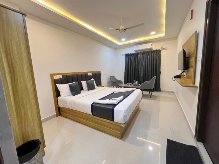Hotel Vamshi Elite - Hyderabad