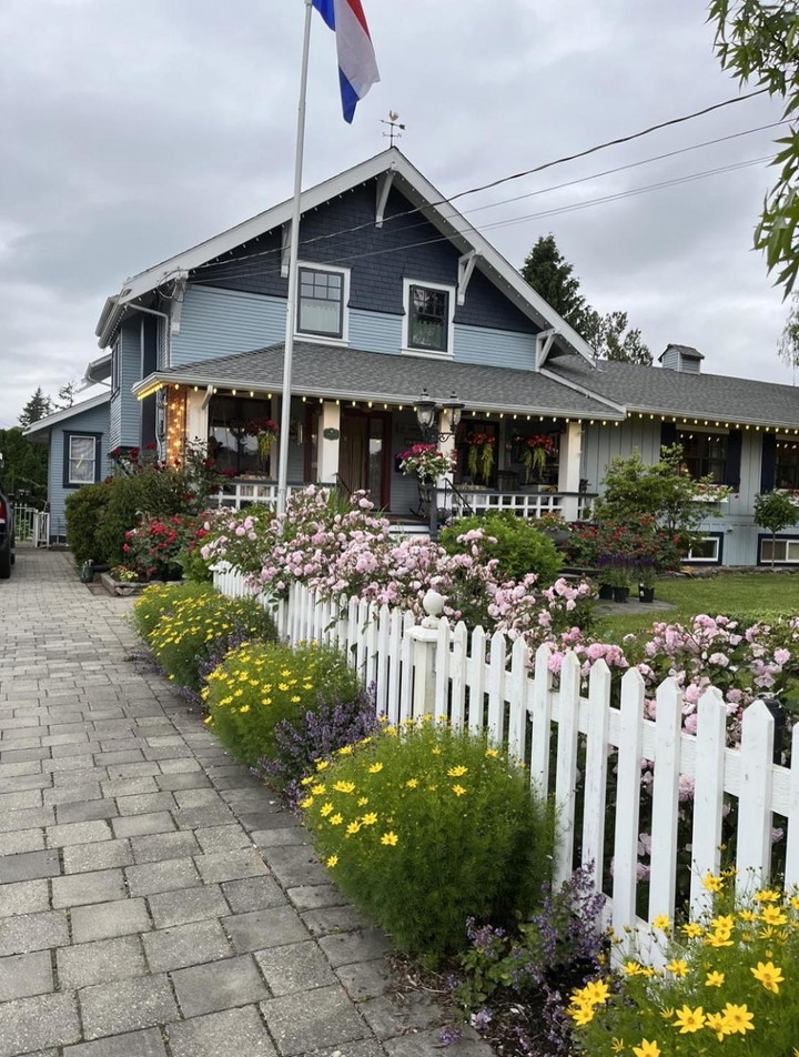 The Hazelhouse - Chilliwack