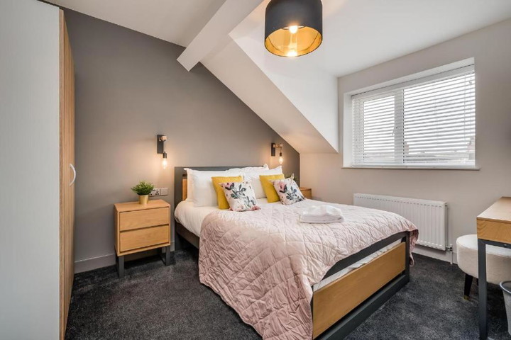 Central Belfast Apartments - The College Quarter - Belfast
