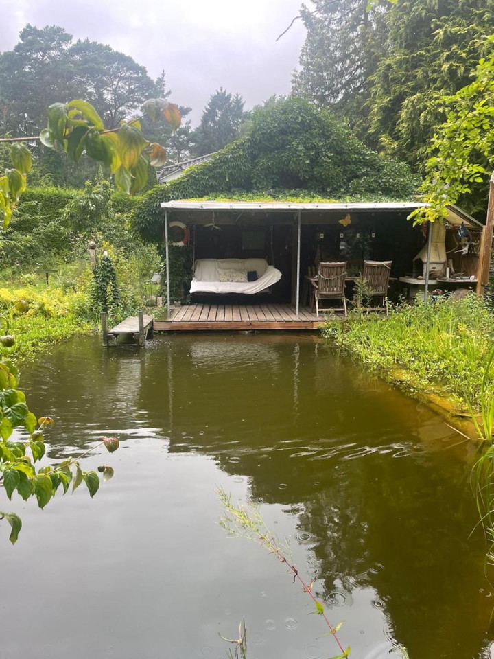 Oase Mit Schwimmteich Und Sauna - 함부르크