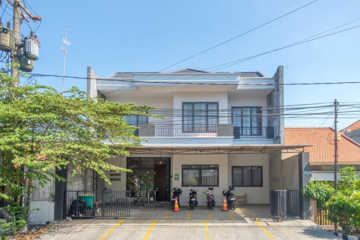 Mono Coliving Ngagel, Surabaya - スラバヤ