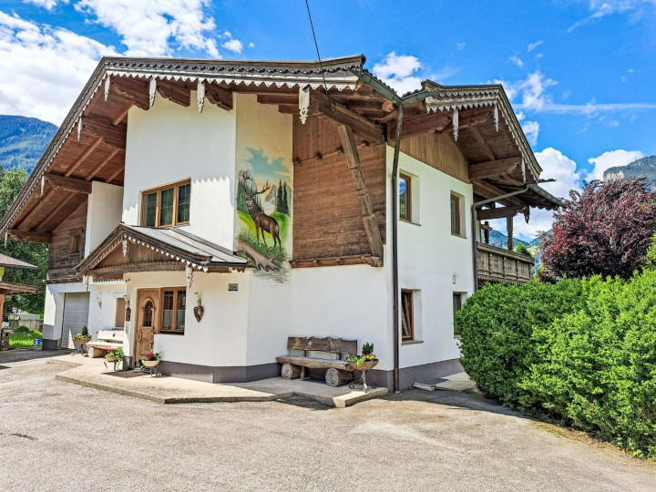 Apartment Kröll Beim Geislerhof By Interhome - Finkenberg