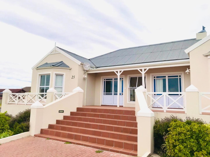 Coastal Family Home - ランゲバーン