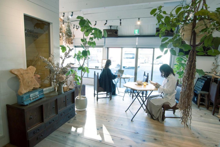 Atelier & Hostel Nagaisa-ura - Atami