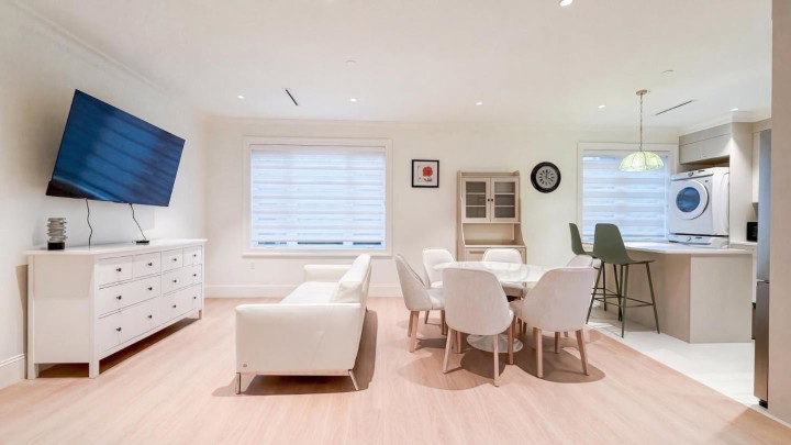 Bright New 5br Kerrisdale House - Bowen Island