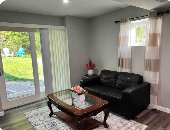 Entire Beautiful Guest Two Bedroom With Own Entrance Along Routes 3, 495 & 95 - Concord, MA