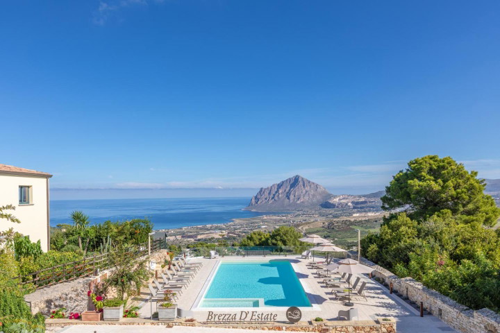 Brezza D'estate - Sicily