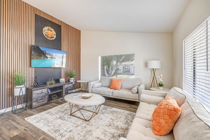 Amazing Serenity Vacation Home W/heated Pool & Spa - Palm Springs, CA