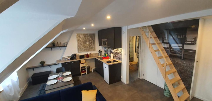 Le Deauvillais - Appartement Plein Centre - 4 Pers - 2 Mn Plage - Idéal Famille - Hotel Ibis Budget Deauville