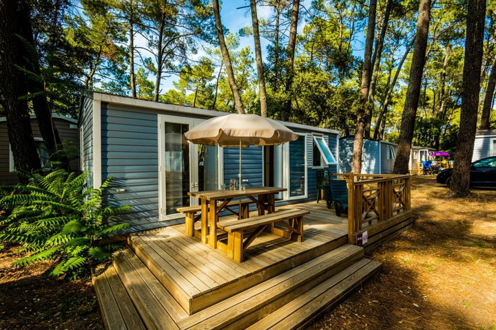 Camping La Sousta**** - Gard