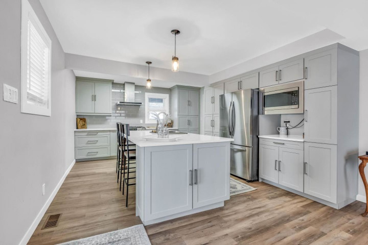 Cozy 4 Bedroom Home In Cornwall - Cornwall, ON, Canada