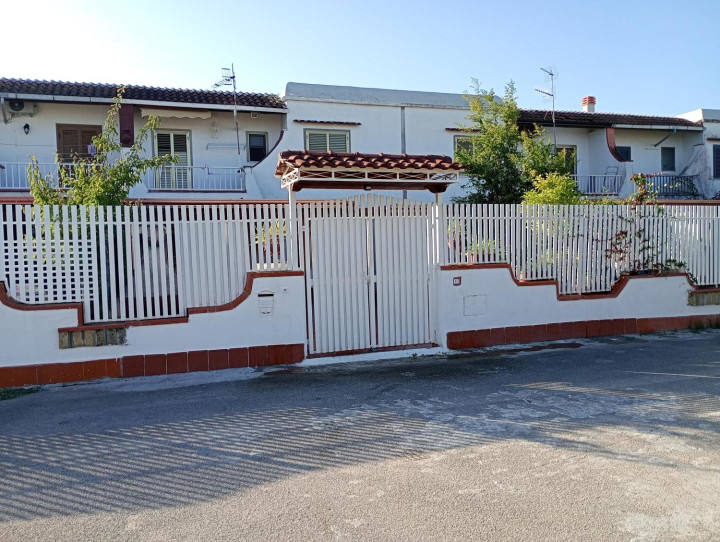 Casa Vacanze A Baia Felice - Mondragone