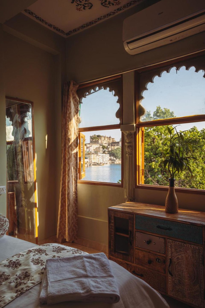 Okaso A Lake View - Gujarat