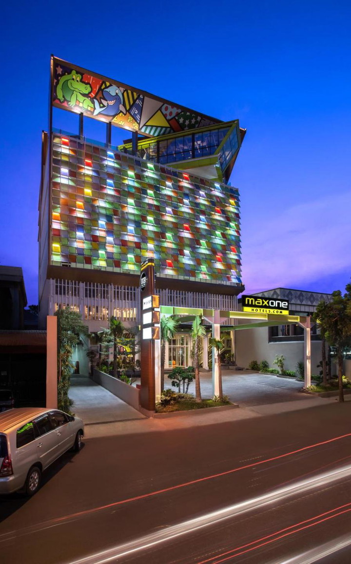 Maxonehotel Tidar Surabaya - Surabaya