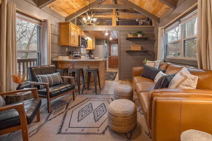 Gabriele Cabin Rustic Retreat Near Downtown - Lookout Mountain, TN