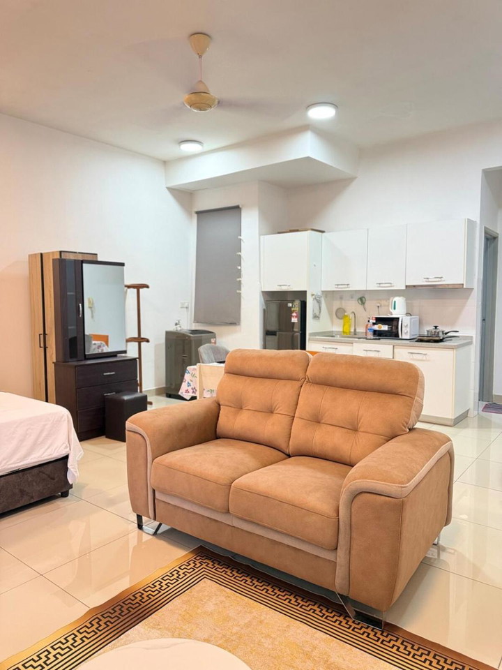 Cybersquare Top Floor Putrajaya Lakeview Stylish Netflix Free Parkin 378 - Cyberjaya
