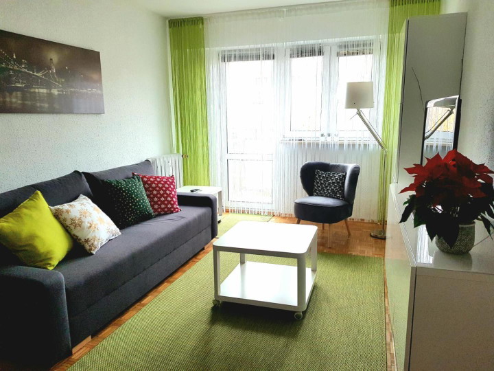 Wygodny Dwupokojowy Apartament Pomiedzy Lotniskiem A Centrum - Warsaw