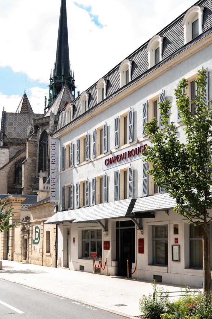 Chapeau Rouge Par William Frachot - Hôtel Espace Bien-être & Restaurant éToilé - Dijon