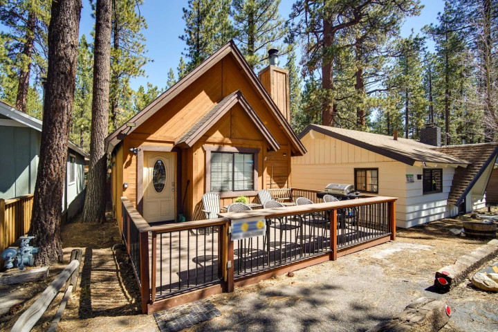 < 3 Mi To Lake: 'Goldilodge' Big Bear Lake Cabin - Big Bear Lake, CA