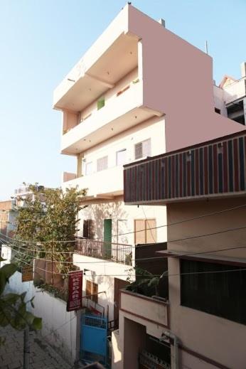 Kedar Guest House -Feel At Home - Varanasi