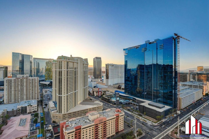 Mgm Signature-28-705 F1 Track & Strip View Balcony - Las Vegas