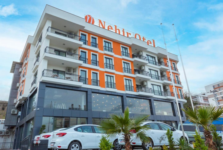 Nehi̇r Otel - Trabzon