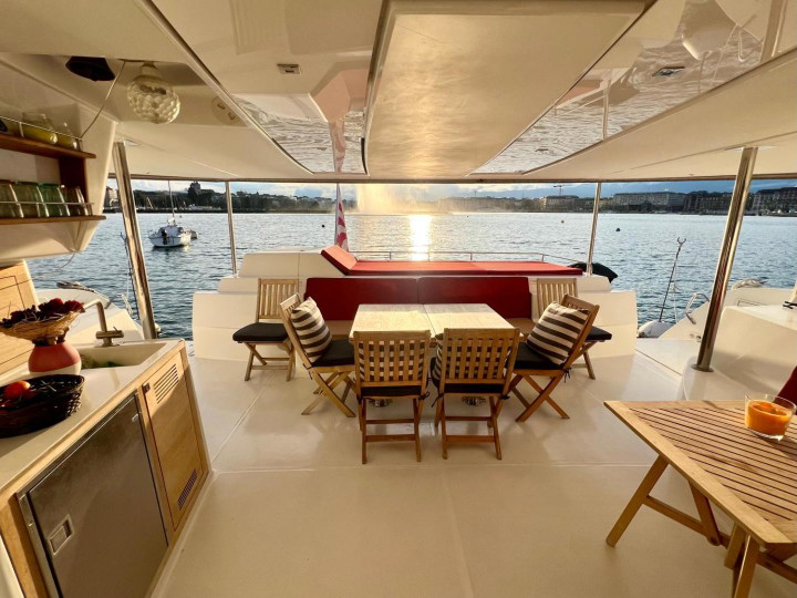 Floatinn Boat-bnb - Genève