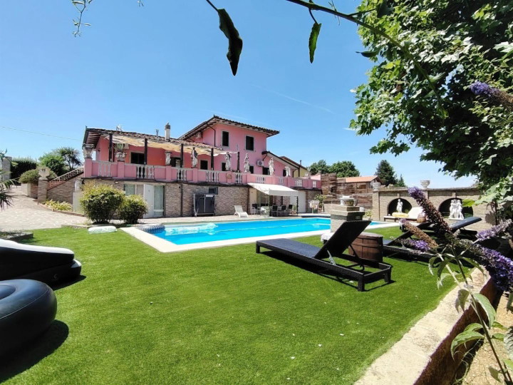 Pirro & Sharon House - Alpes