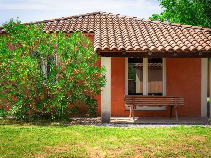 Gîte Climatisé, Animaux Acceptés - 6 Pers. - Api-1-52-2838 - Barjac