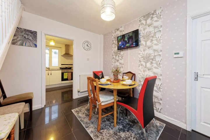 Cedar Villa- Great 4 Bedrooms For Contractors & Teams - 坎特伯雷