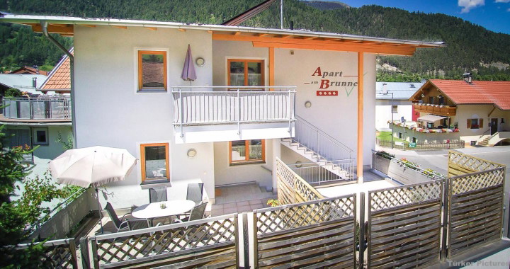 Apart Am Brunnen - Fiss