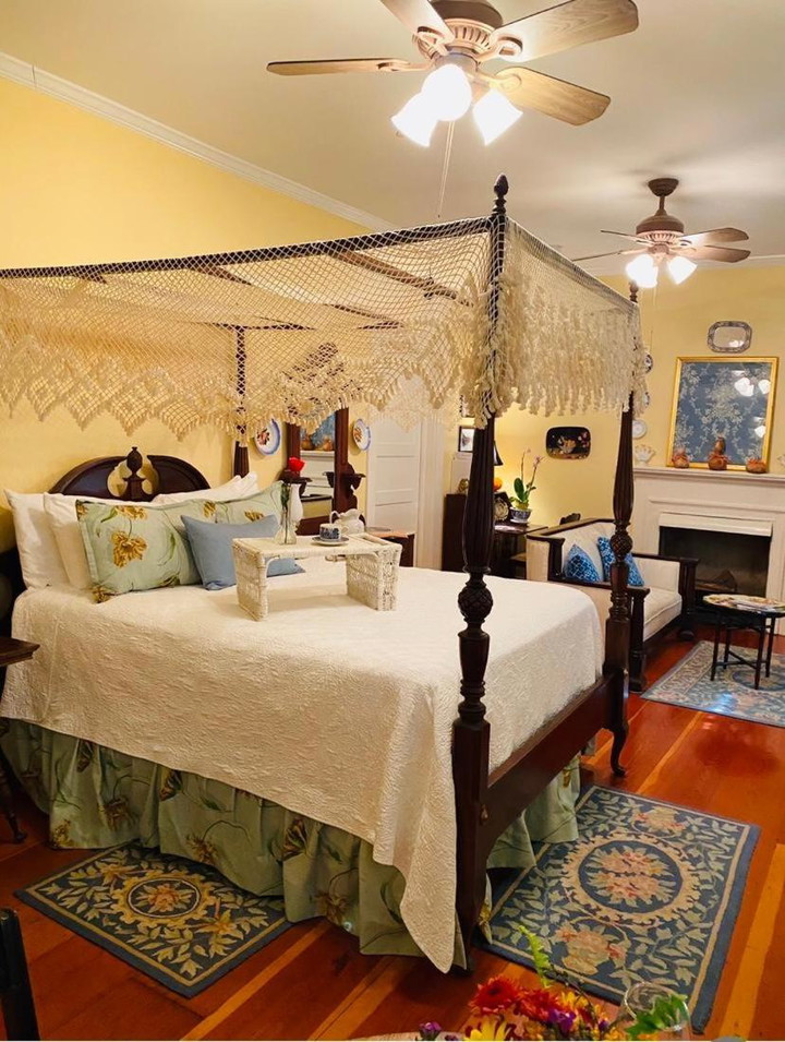 Magnolia Cottage Bed And Breakfast - Natchez, MS