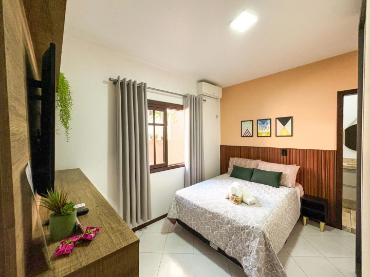 Hospedaria Orquídeas De Bombinhas - Quarto 3 - Com Café Da Manhã Incluso - Bombinhas