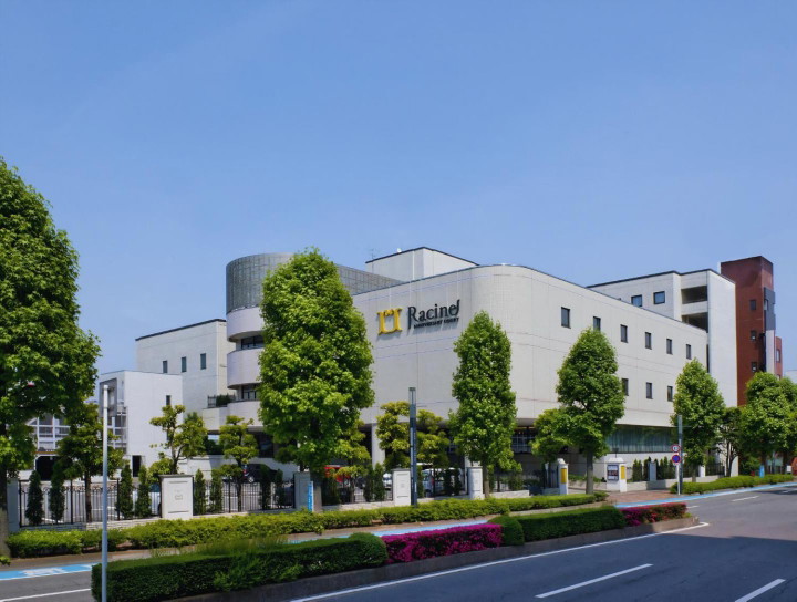 Racine Shinmaebashi - Takasaki