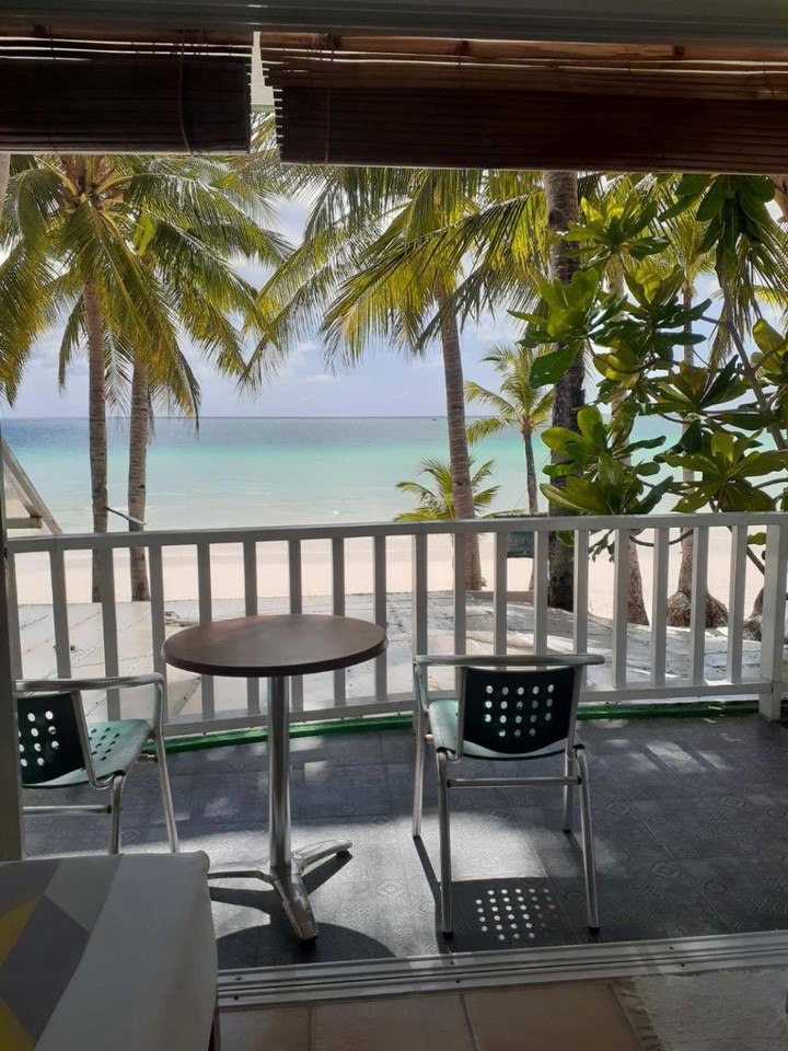 Bluewaves Beach House - Malay