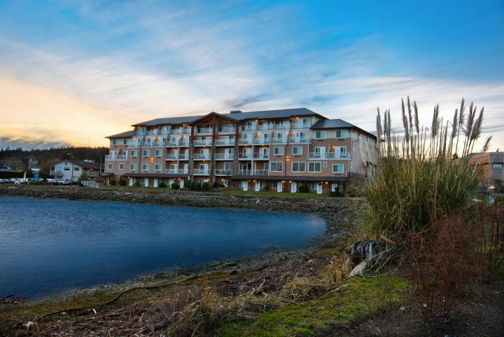 Oxford Suites Silverdale - Bremerton, WA